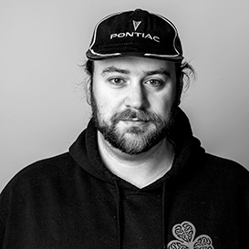 KnifeCenter Staff - Showing 1-17 - Knife Center