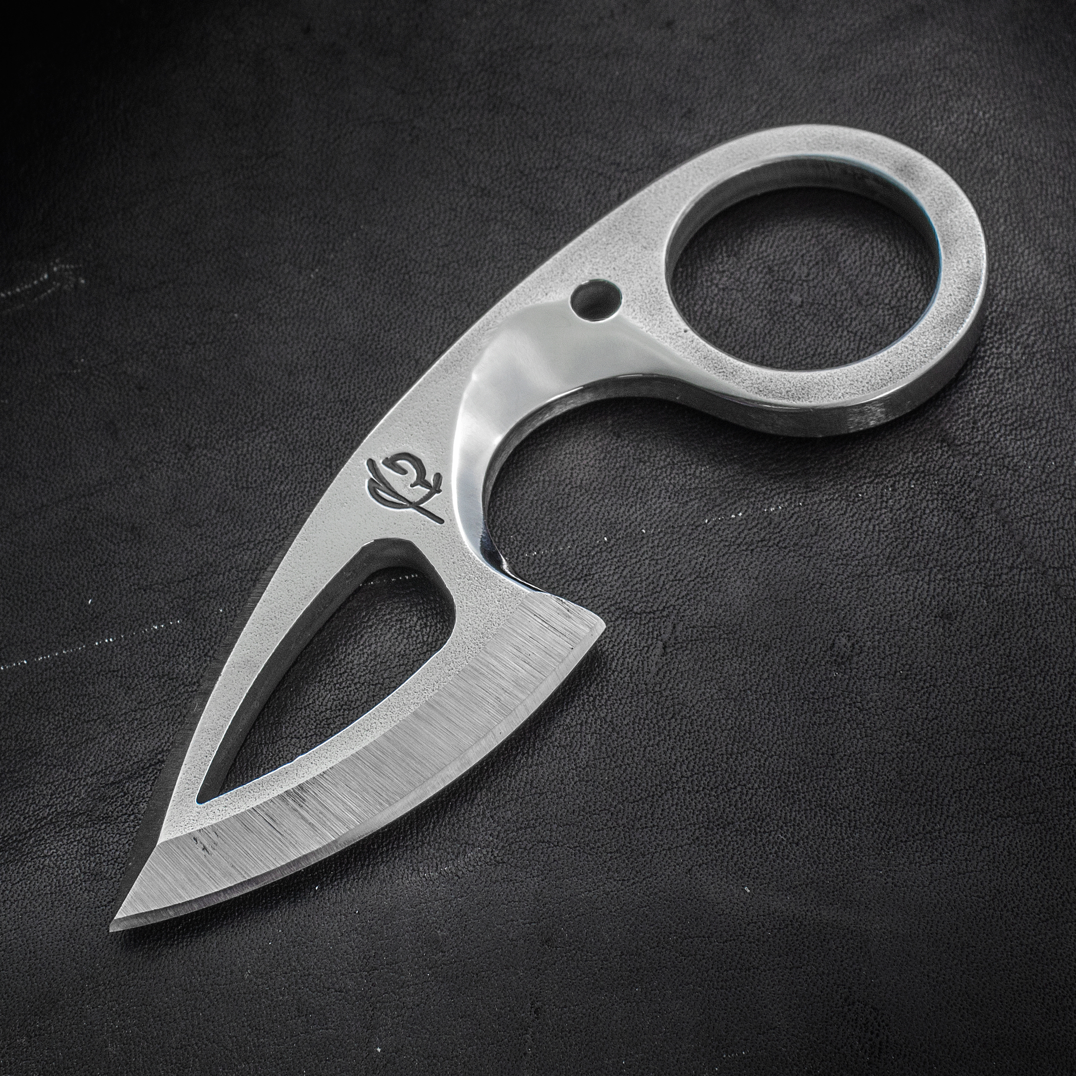 Scorpion 6 Knives Custom Frelser Neck Knife 2" Nitro-V Orange Peel ...